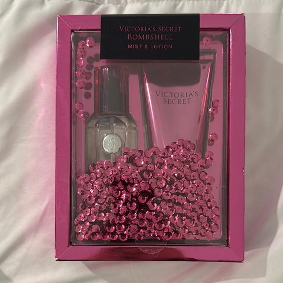 Victoria's Secret | Bath & Body | New Victorias Secret Bombshell Mist ...